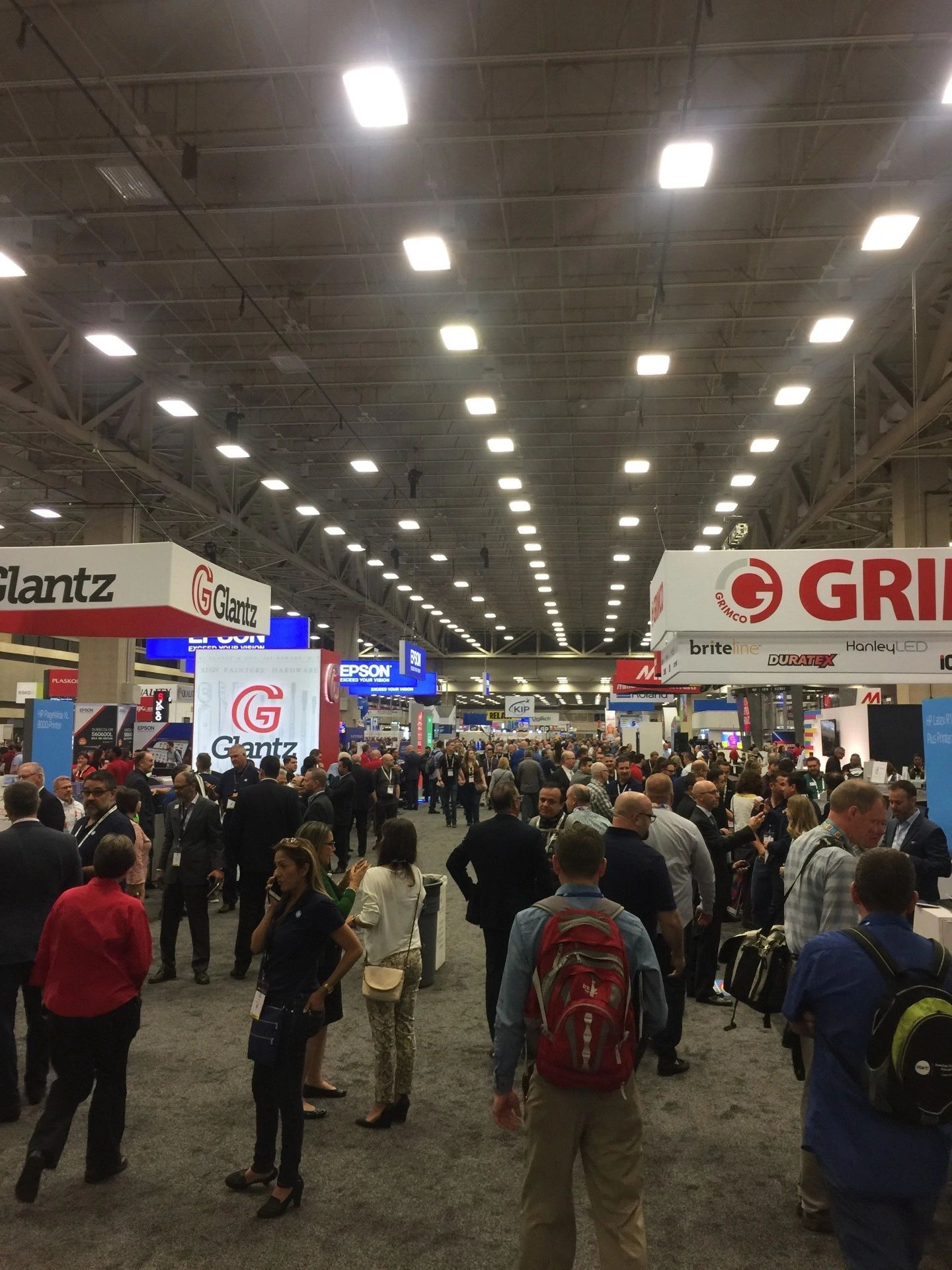 KG Graphics Decor - SEG Silicon Edge Graphics Fabric Textiles Signs