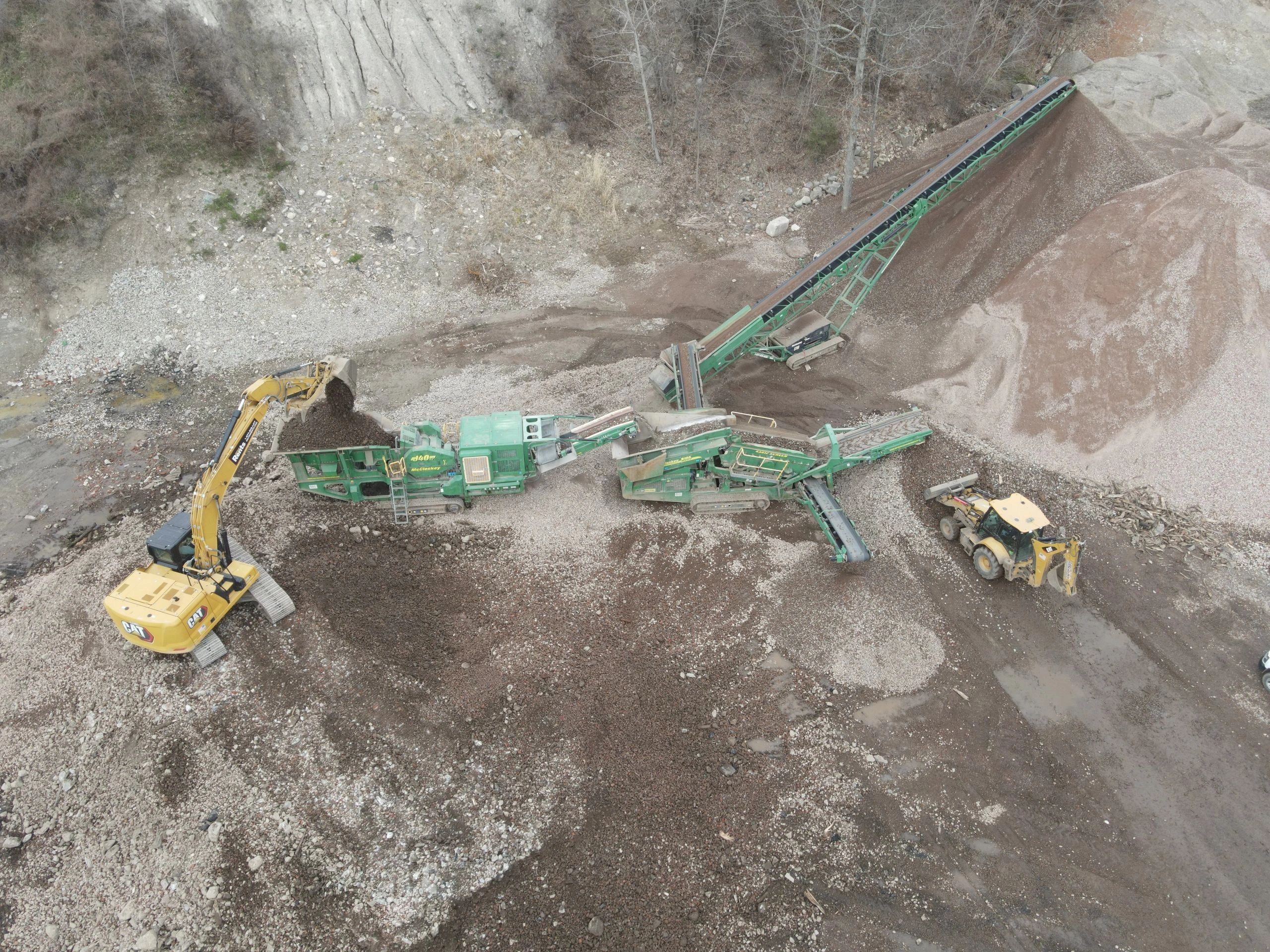 Topsoil Delivery | Mulch Gravel | Stump Disposal