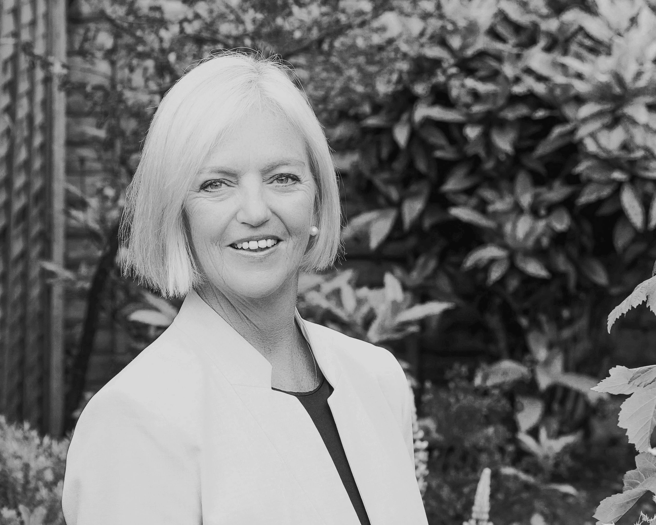 Sarah Ward-Lilley mbe