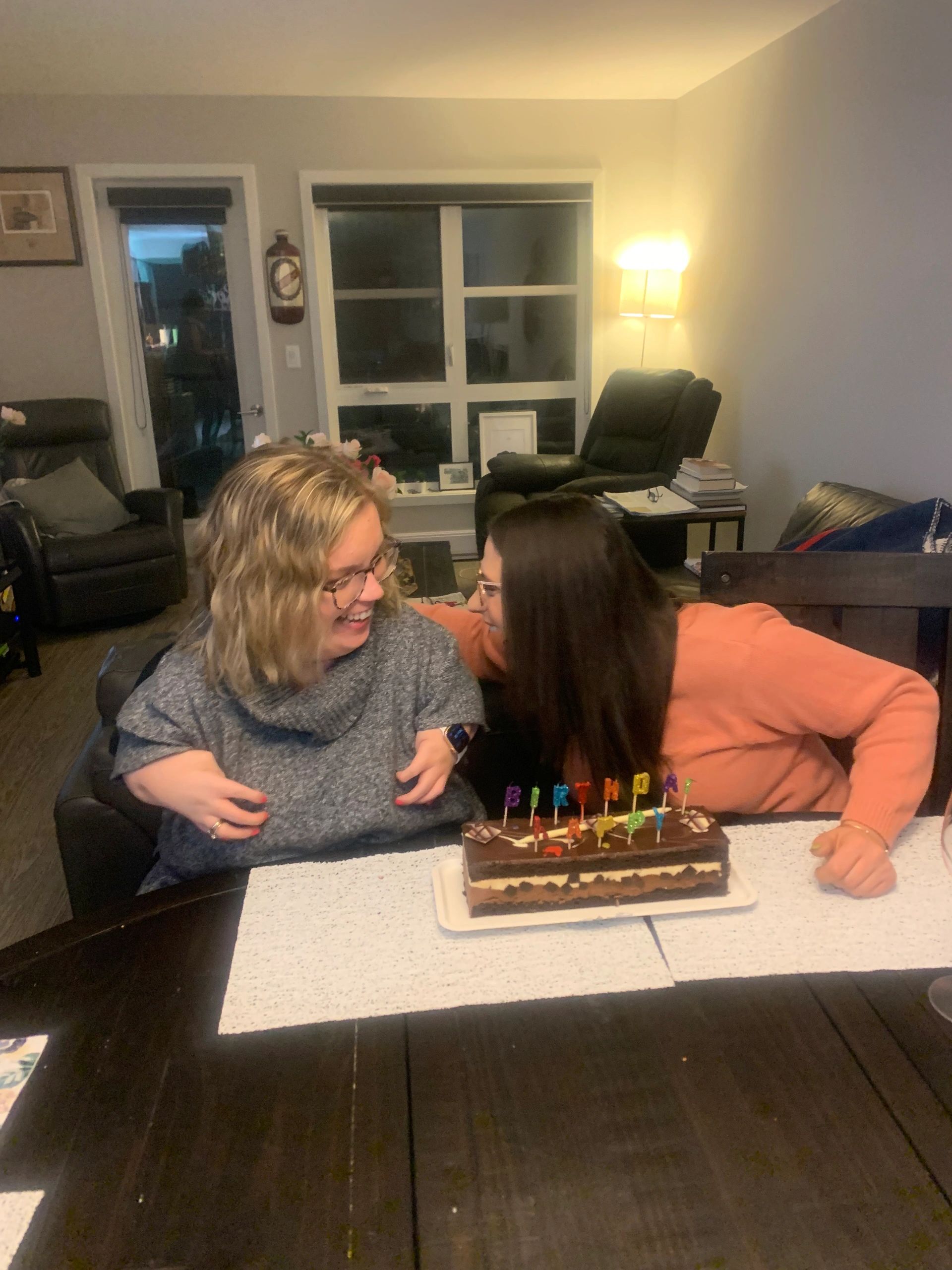 What I learned having a friend with short arms