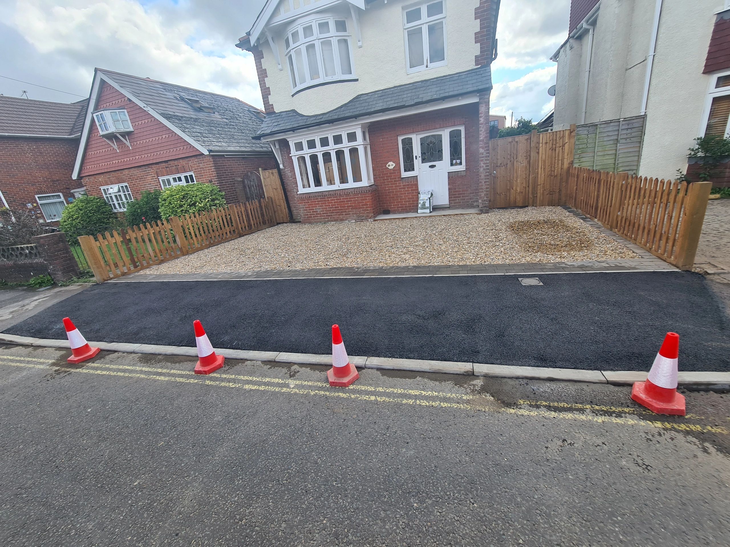DropWorx Ltd - Drop Kerb, Driveway, Landscaping
