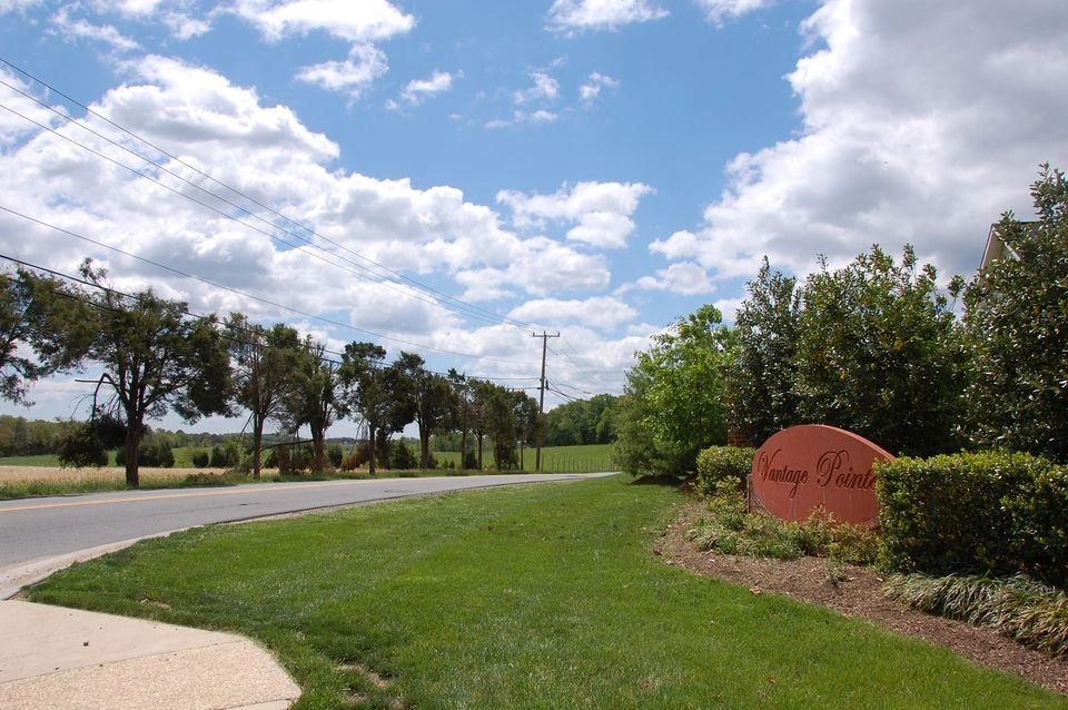 Vantage Pointe Community