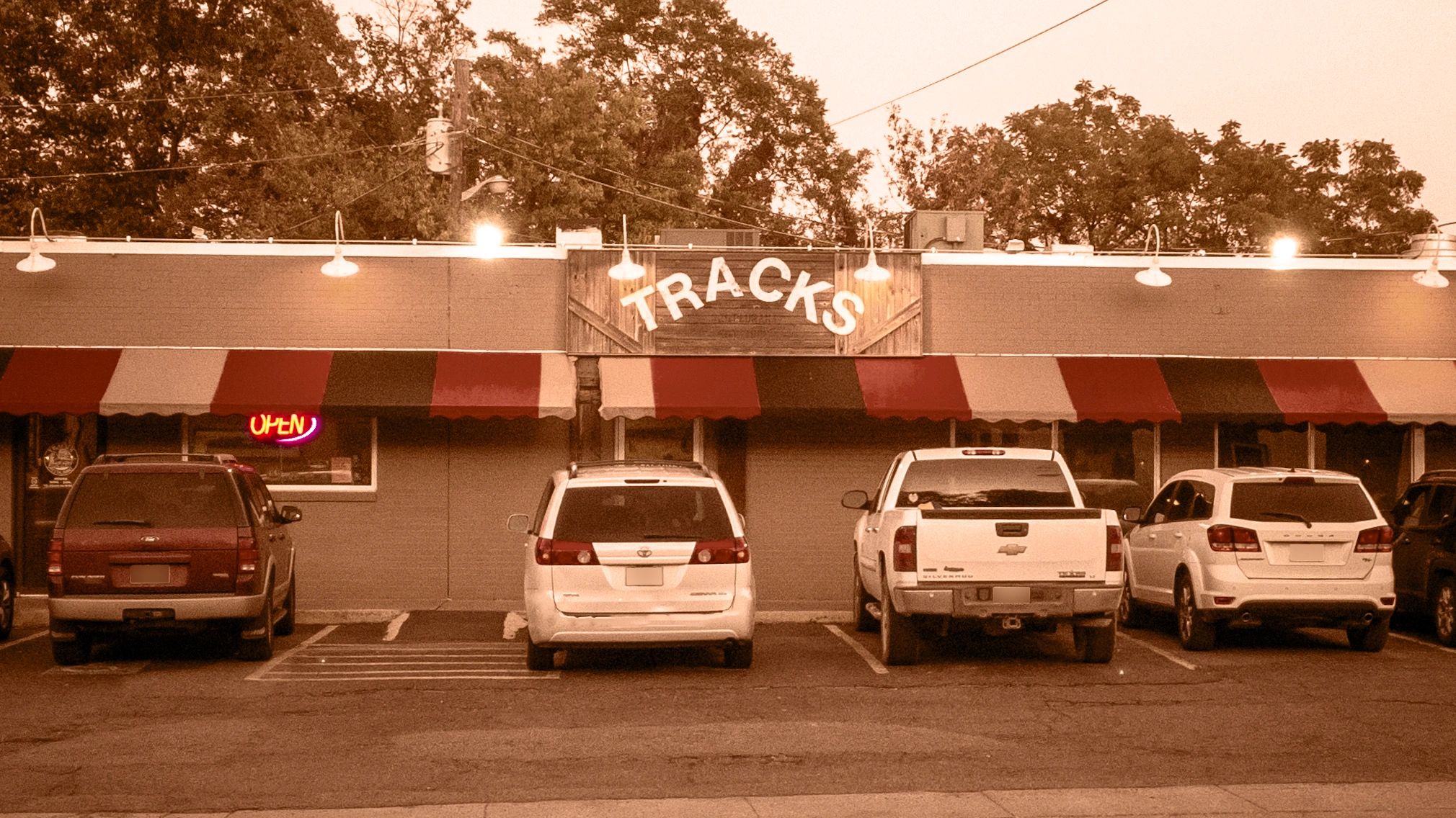Tracks Restaurant in Sherman, Texas