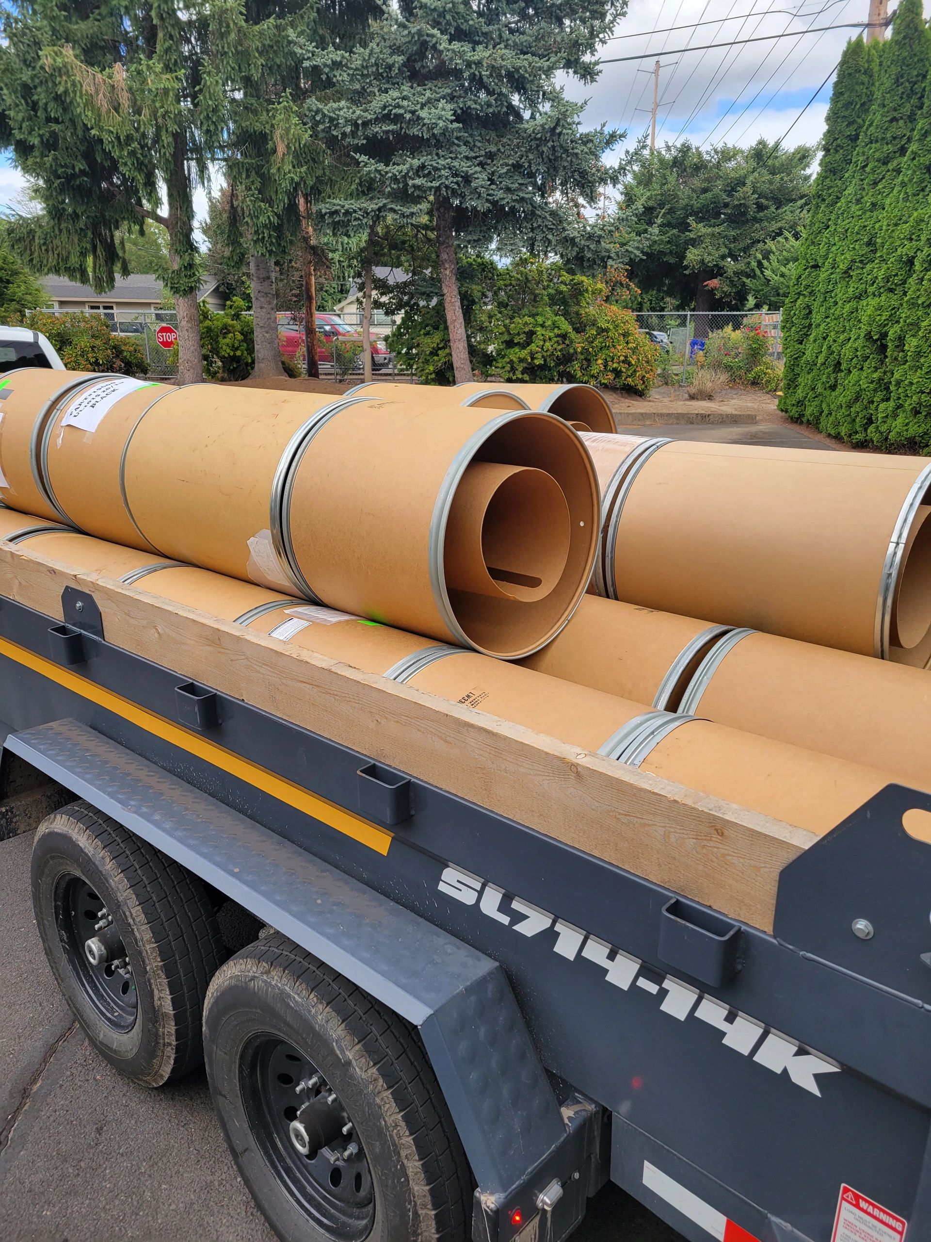 COMMERCIAL MATERIAL PICK-UP