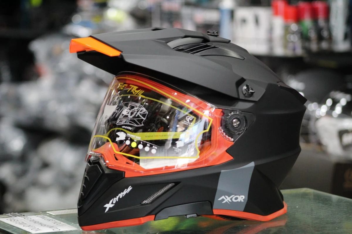 AXOR X-CROSS MATT BLACK HELMET
