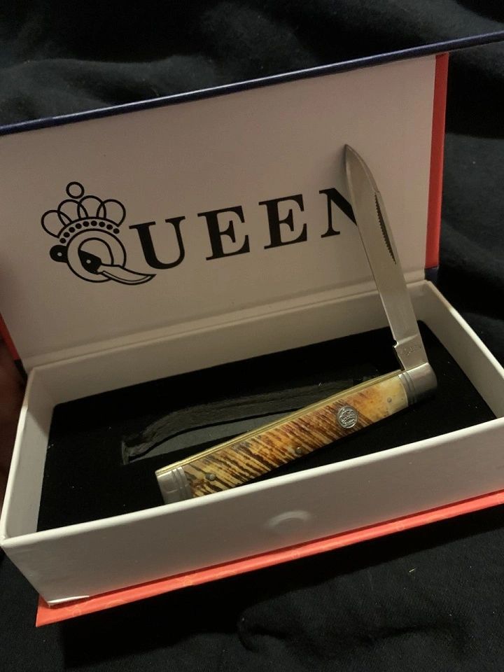 Queen pocket Knife Doctor's Amber bone handle QN016