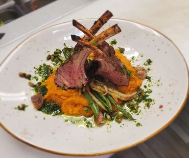 13restaurant - Restaurant, Dining, Bar