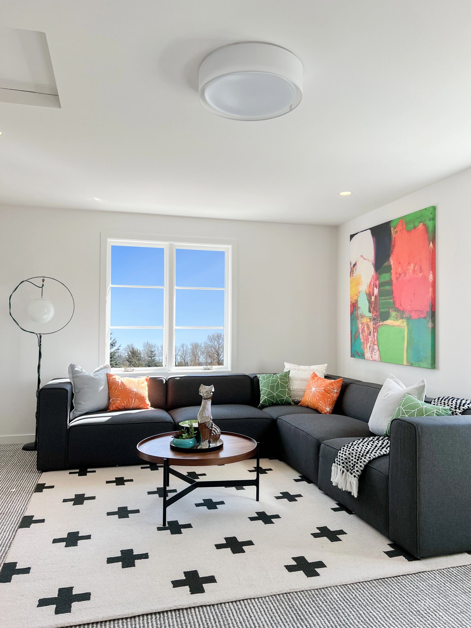 STAGING by MODERNOUS - Modern Staging, Home Stager, Home Staging