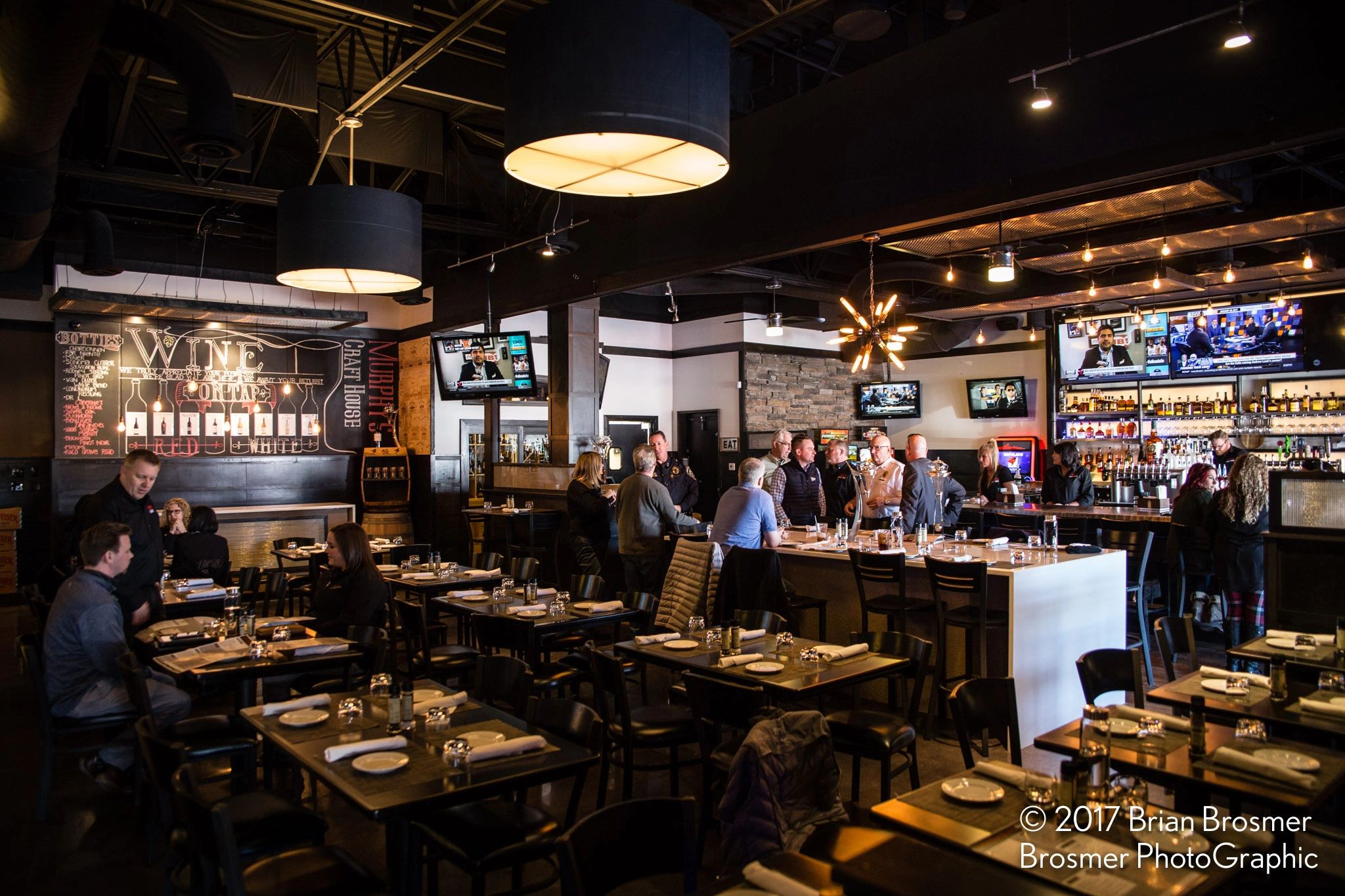 Murphys Craft House - Restaurant - Geist, Indiana