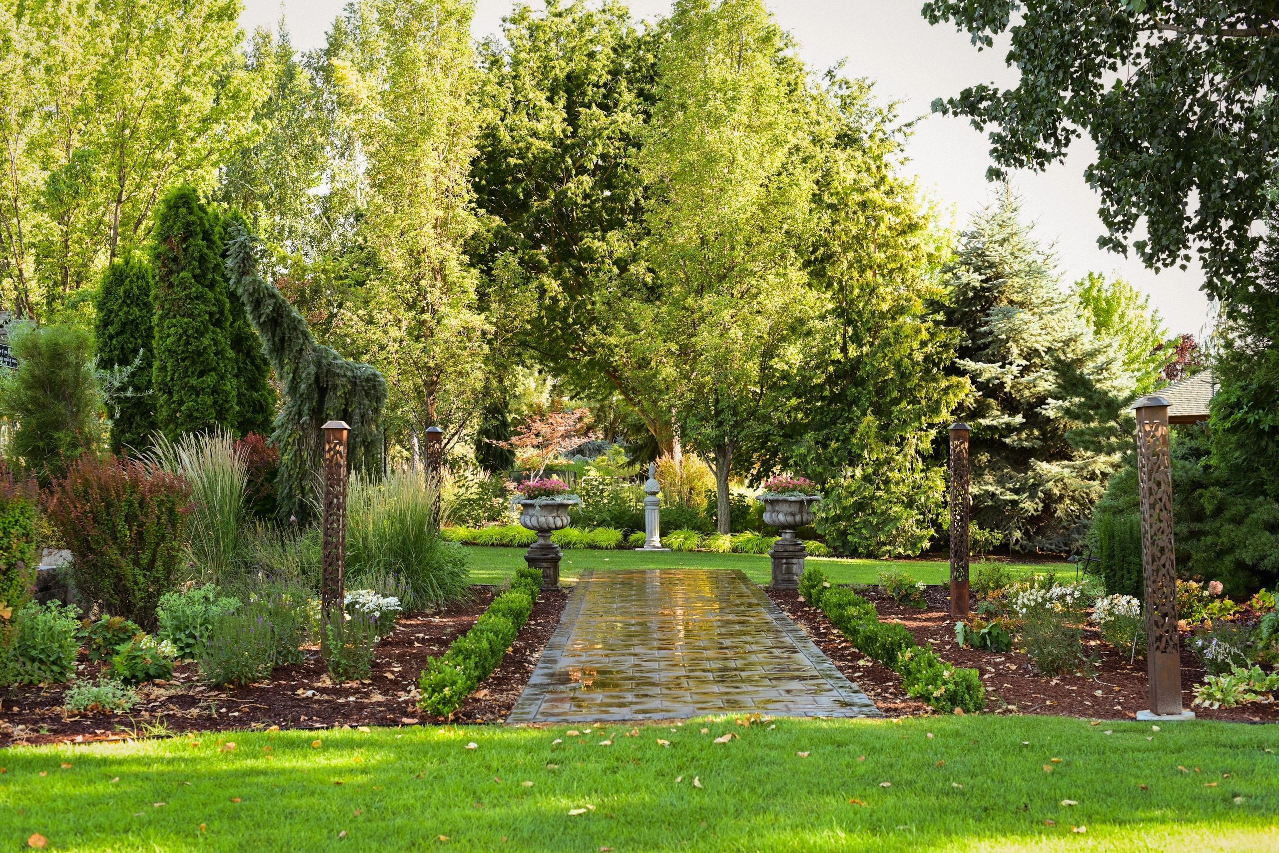 Home Page [www.bennettgardens.com]