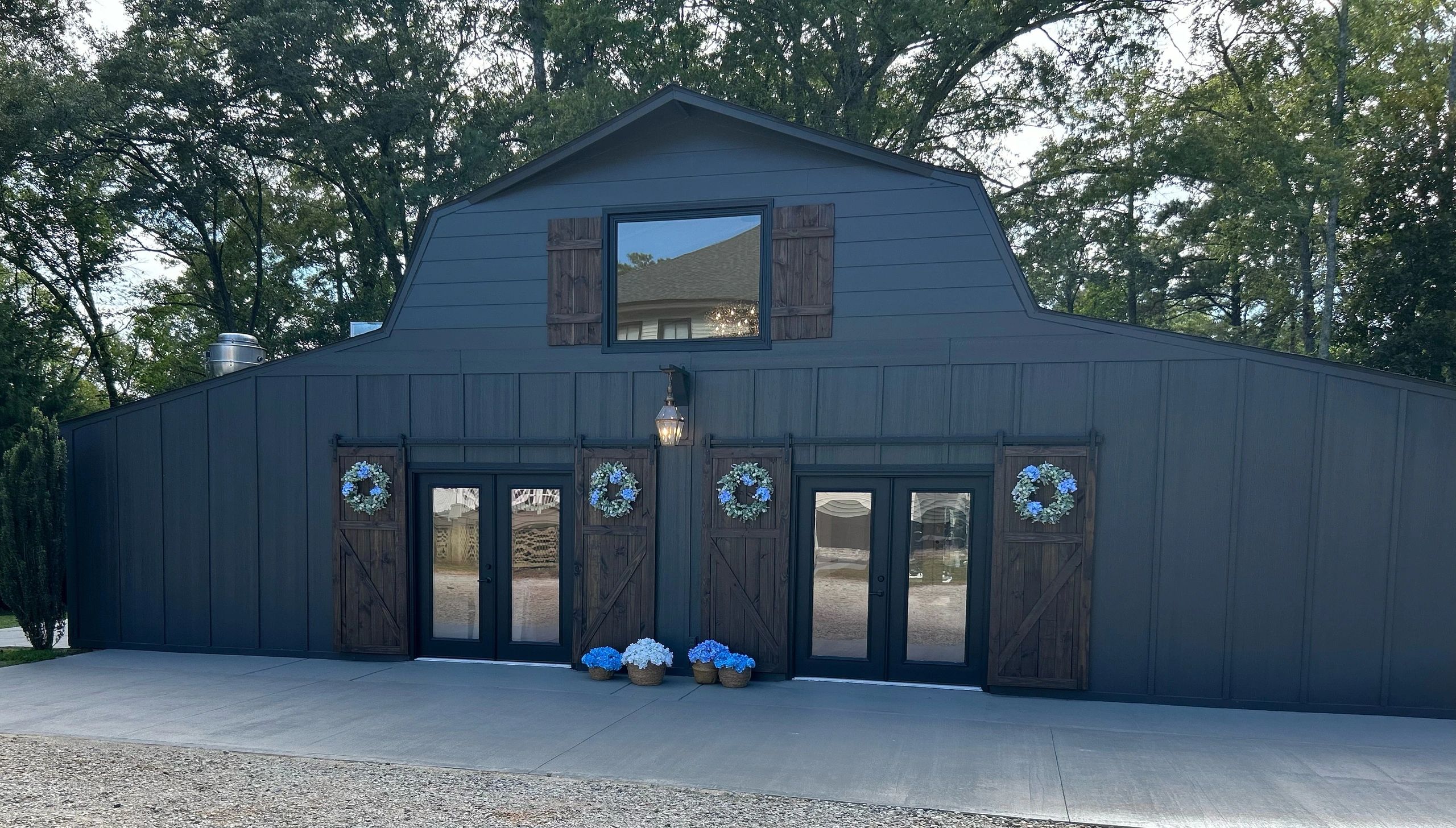 Ideas for your rustic wedding at barn wedding venues