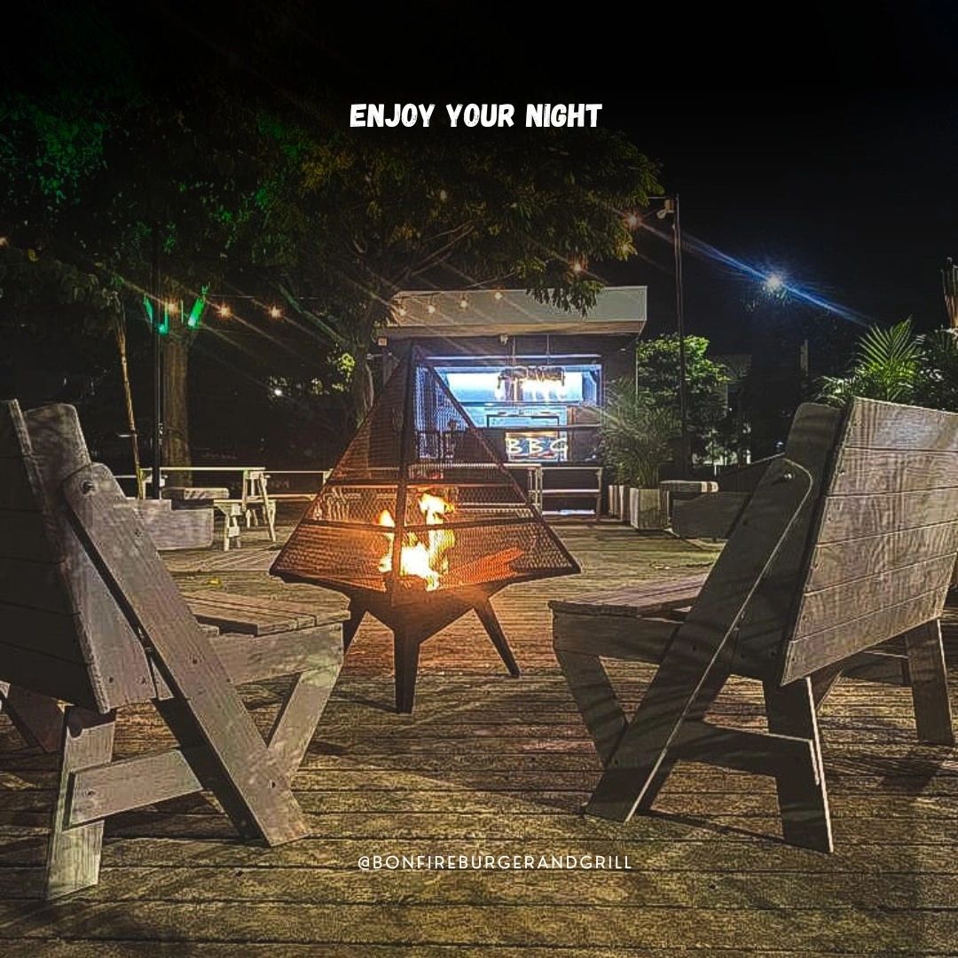 bonfireburgerandgrill.com