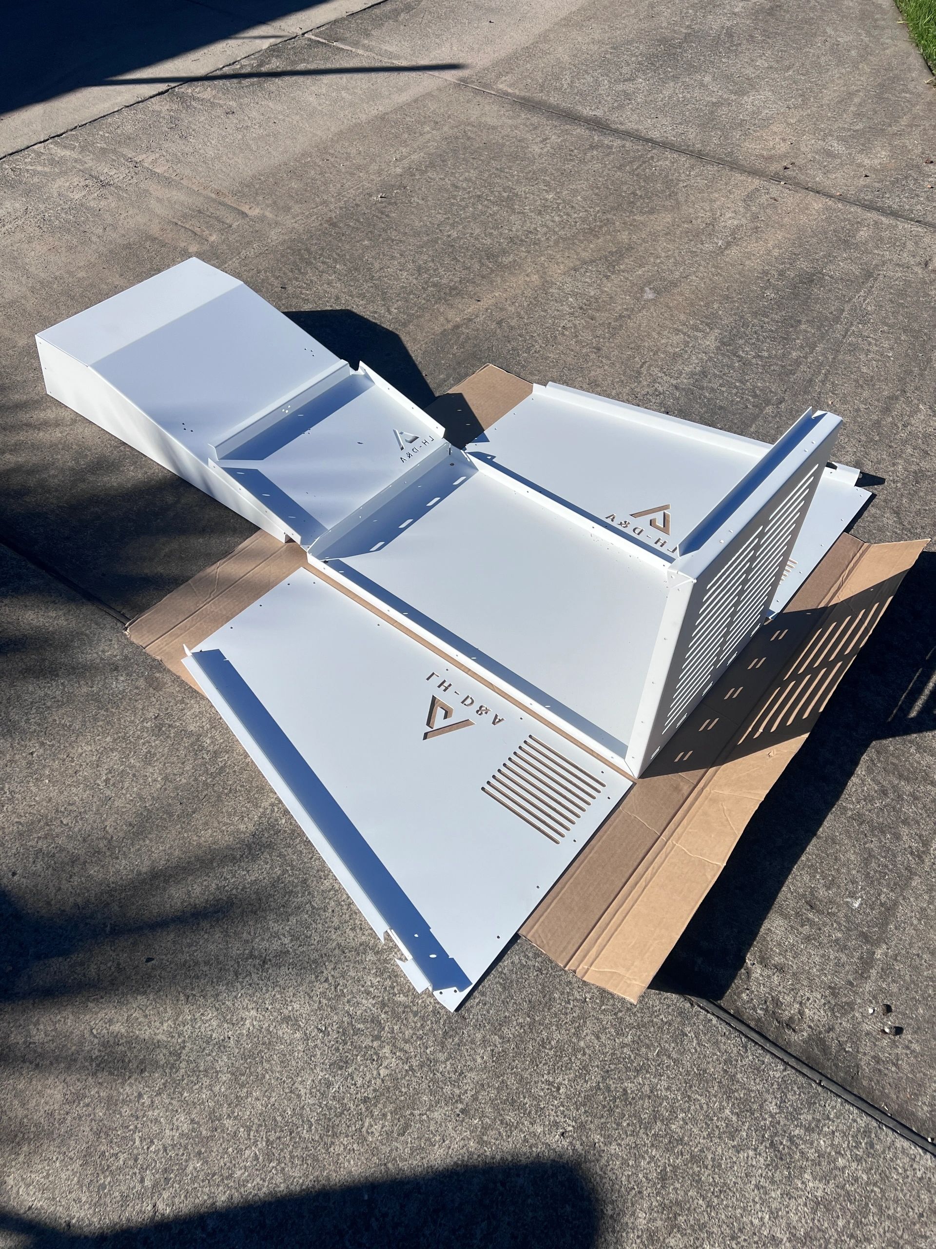 Trailer Accessories and Parts - LH Design & Accessories