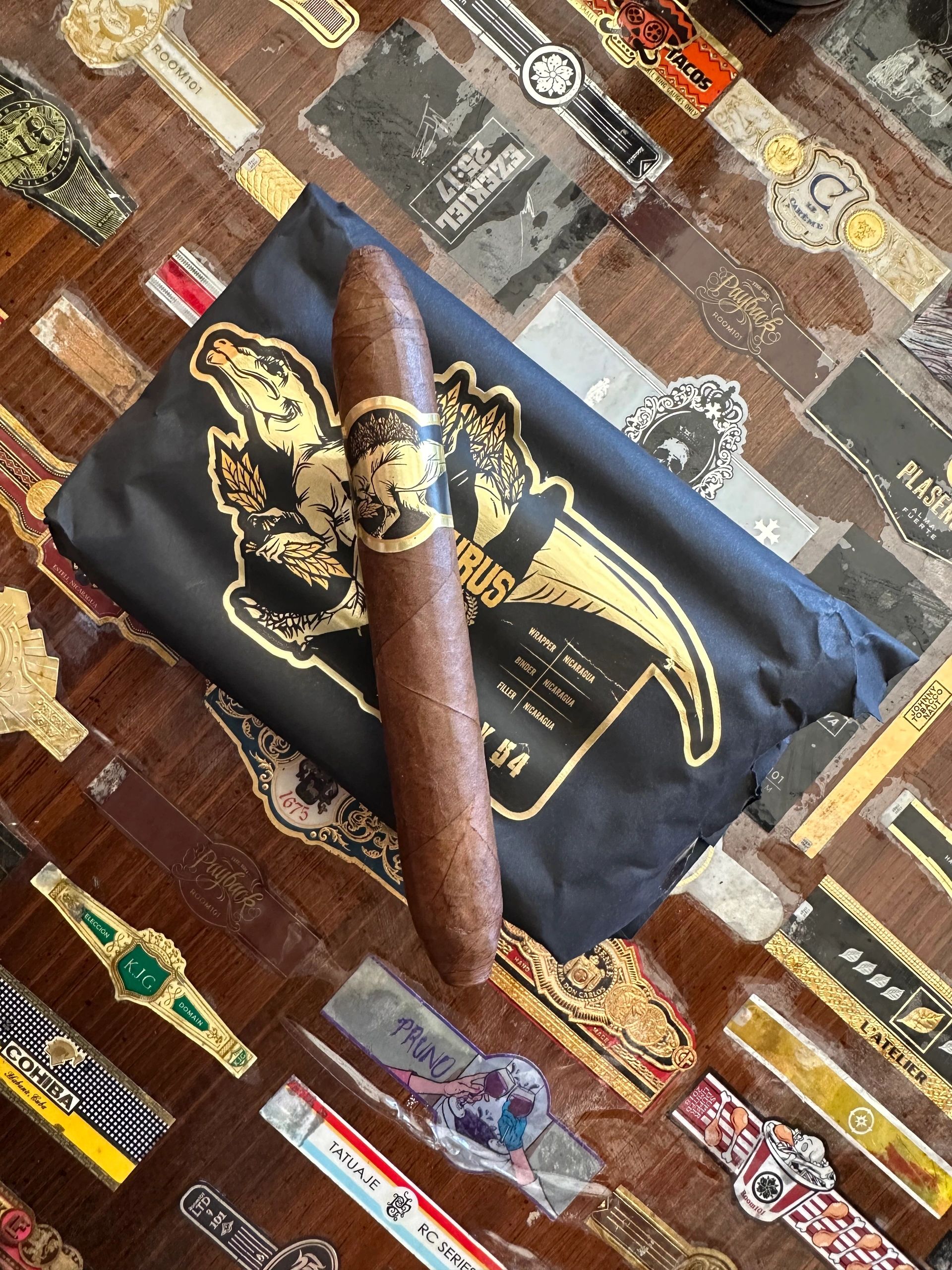 The Agasaurus by Lost & Found x Smoking Pipes!