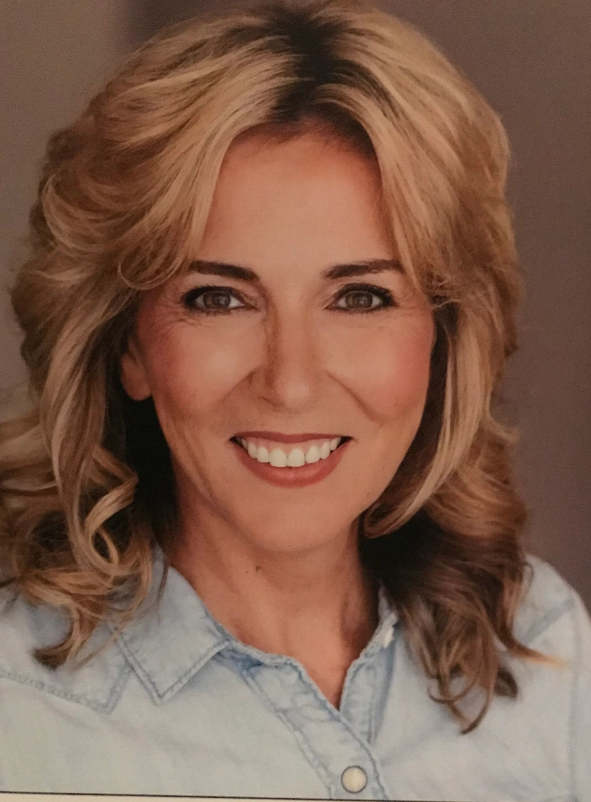 Meet the Cast! This is Amie Losi