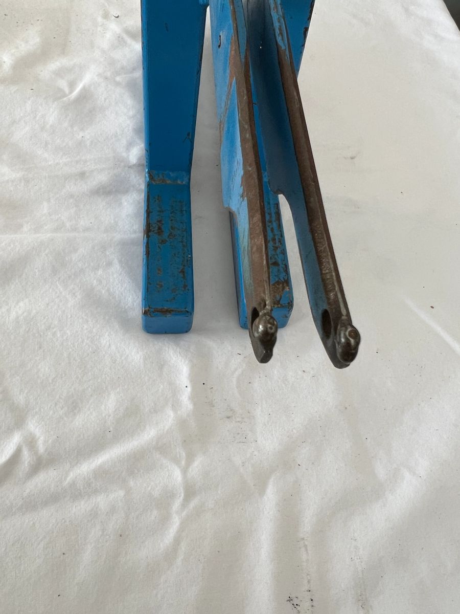Aircraft control surface balancing jig set