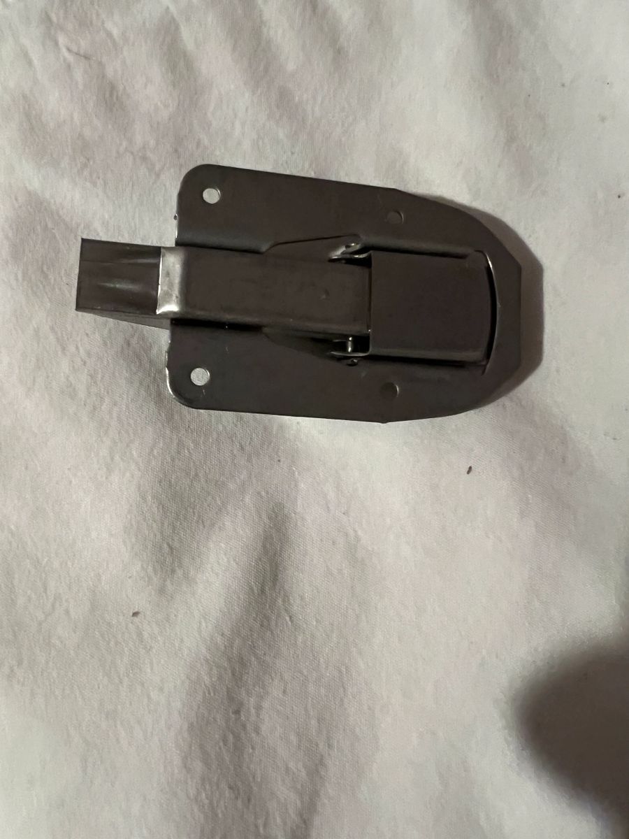 H-5000-2 Catch flush new with no certs