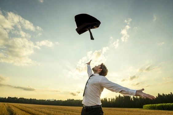 Experienced Business Consultant for Your Success