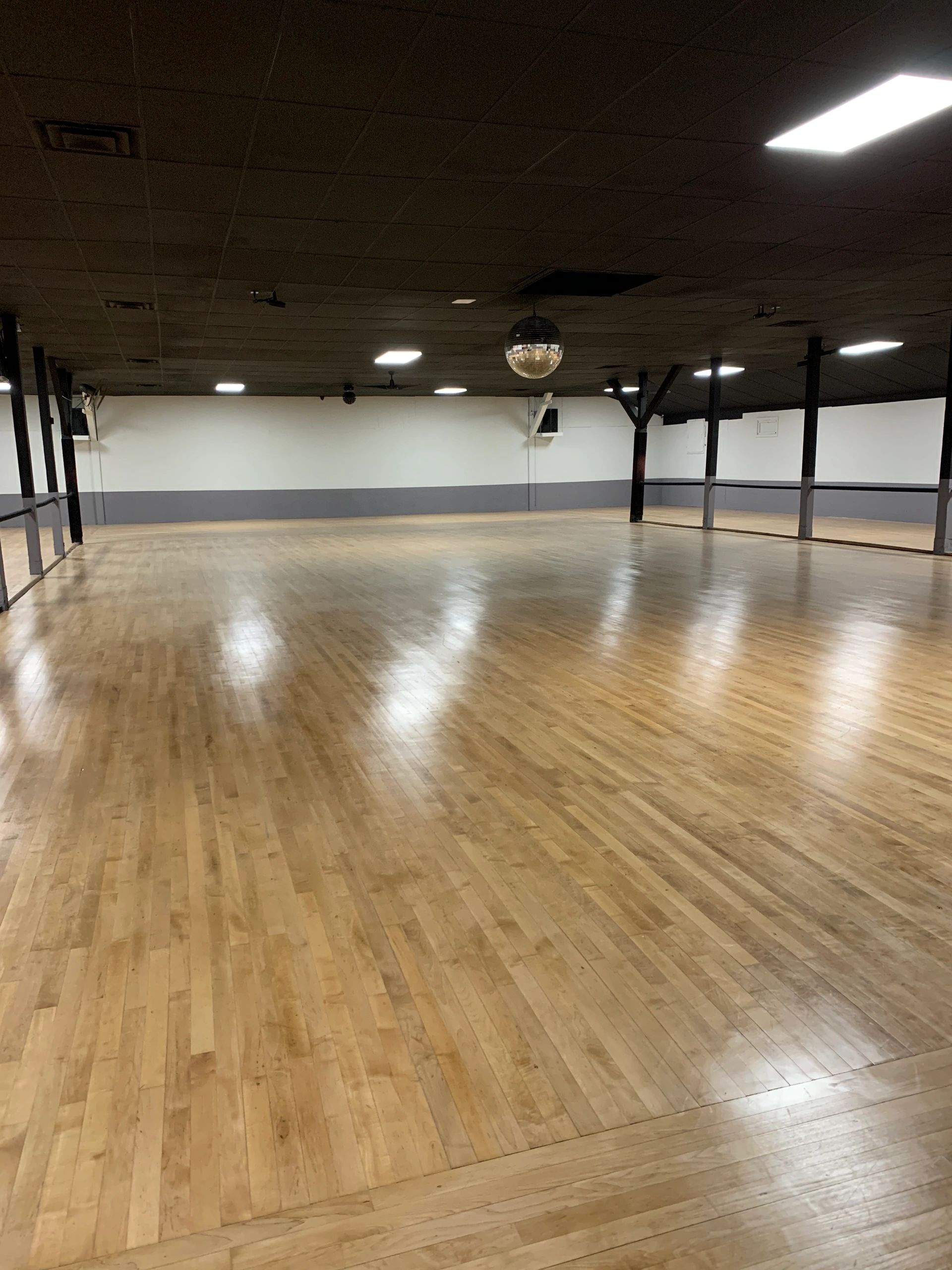 Villa Roller Rink - Roller Skating Rink - Washington, New Jersey