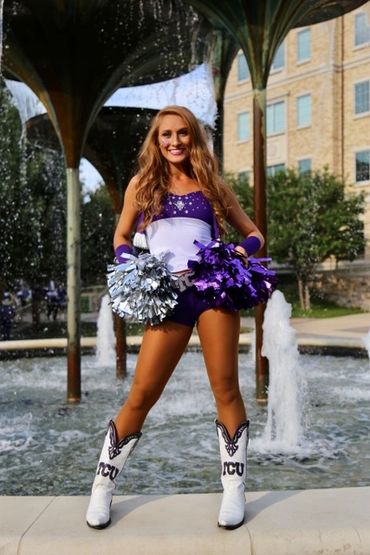 Alumni Dance in College