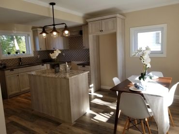 HandKind Construction - Renovation - Brantford, Ontario