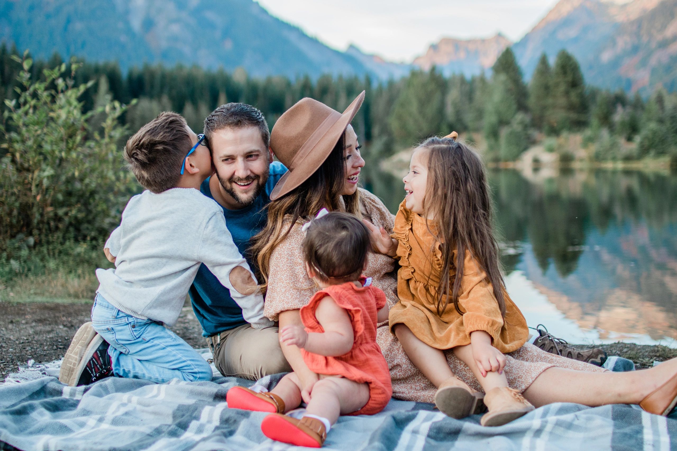 Love & Laughter Photography