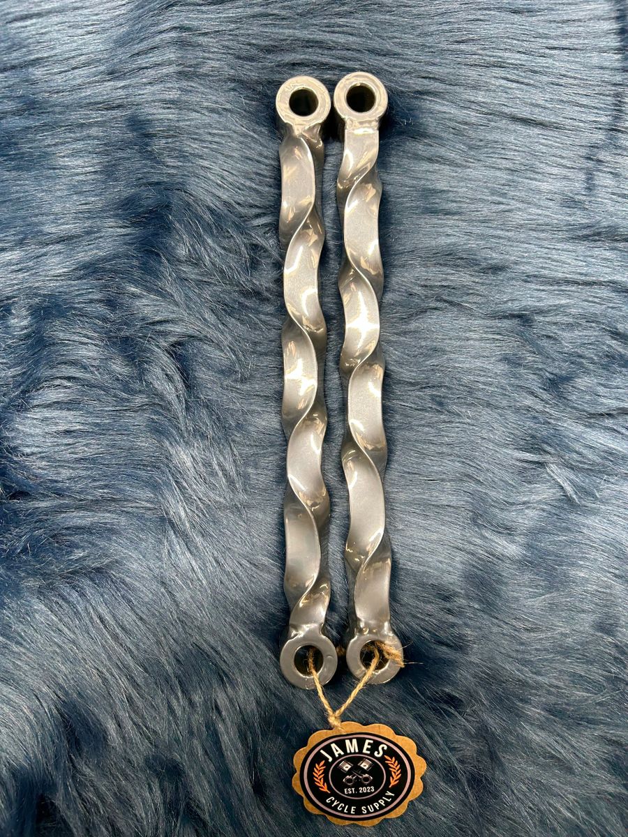 Twisted Rigid Struts