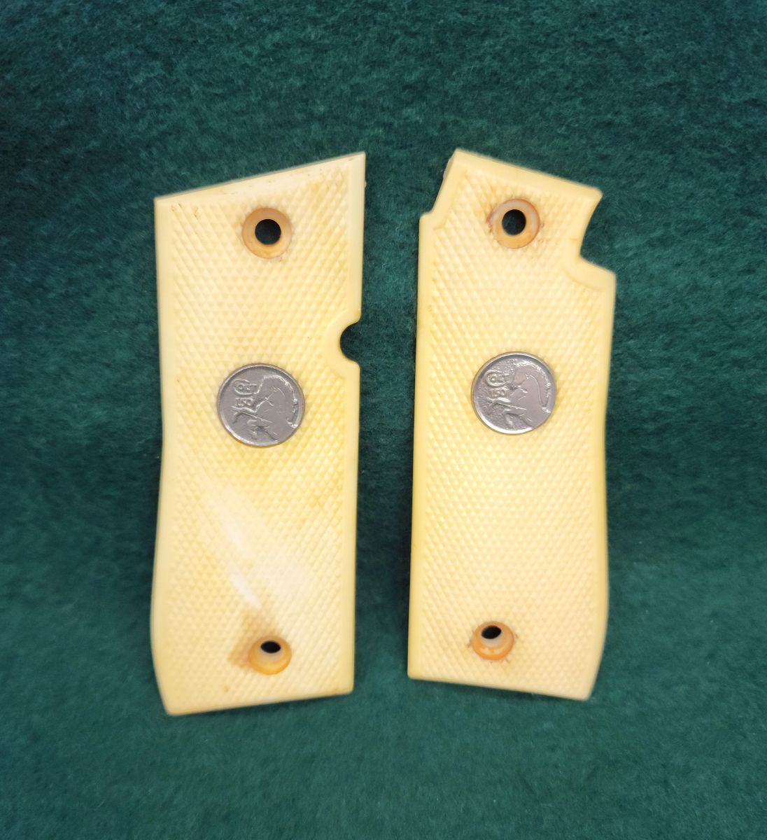 Govt. 380 Polymer Grips With Colt Silver Medallion and Checkered ...