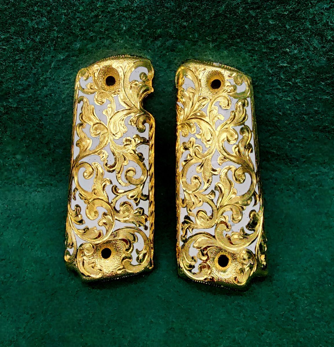 1911 24K Gold Plated Grips w/ Integrated Vines, White Bg, & Side Elev Border Design 38 Super .38 ...