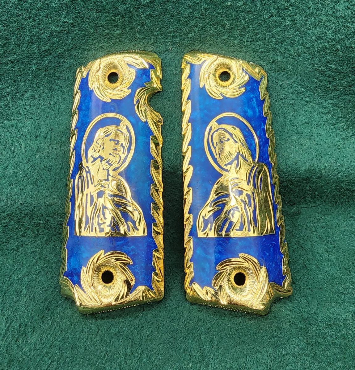 1911 24K Gold Plated Grips w/ Jesus Christo / Jesus Christ, Blue Bg and ...
