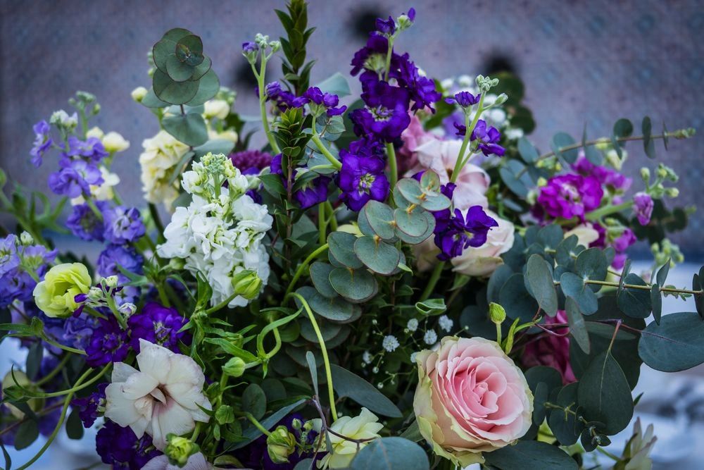 Eliza Bloomz, LLC - Floral Arrangements, About Our Bloomz