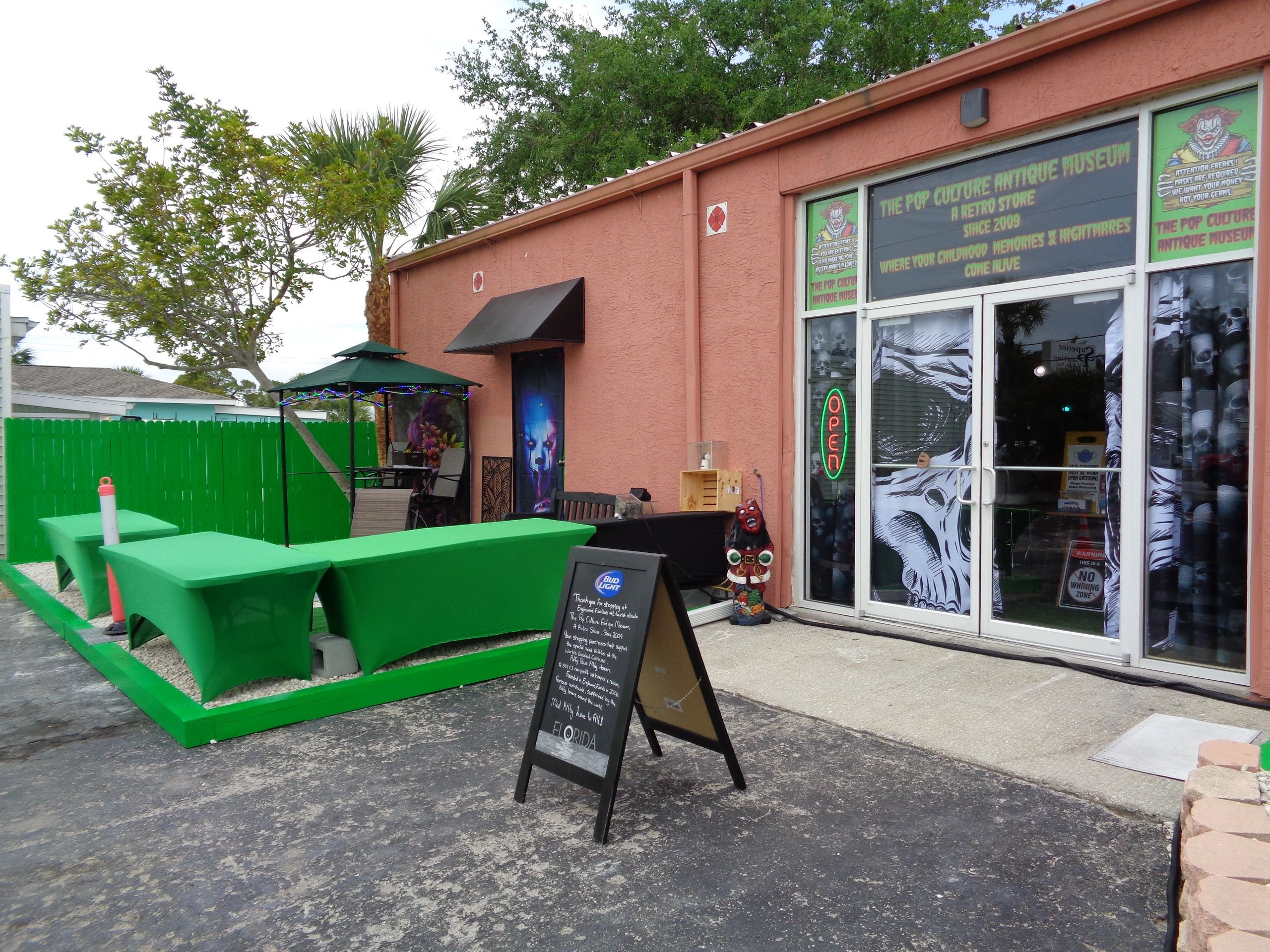 The Pop Culture Antique Museum: A Retro Store.