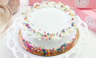 Cupcakes, Macarons - Ady Cakes - West Reading, Pennsylvania | Ady Cakes