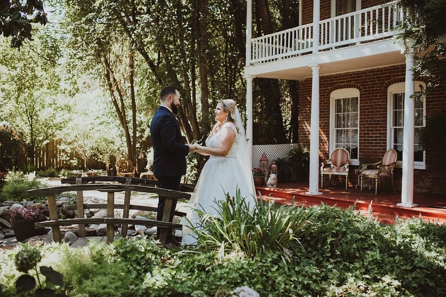 The Heirloom Inn Weddings - Home