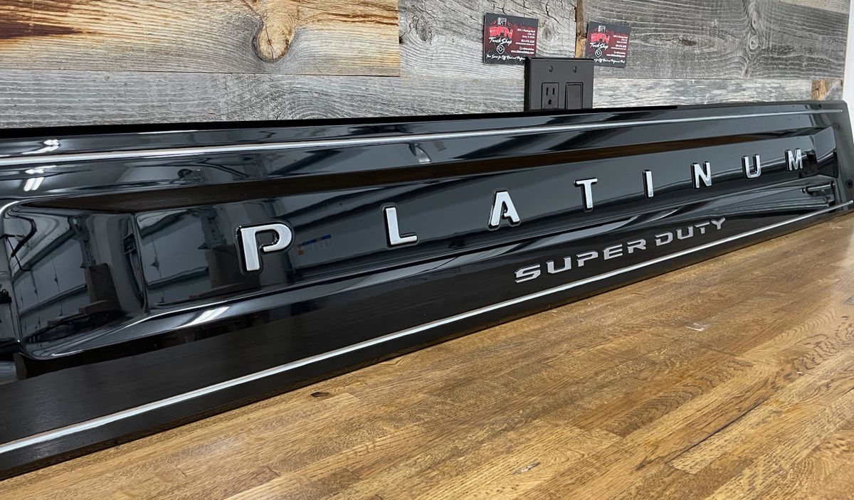 2020-2022 Ford Superduty Tailgate Panel - Platinum Limited & King Ranch