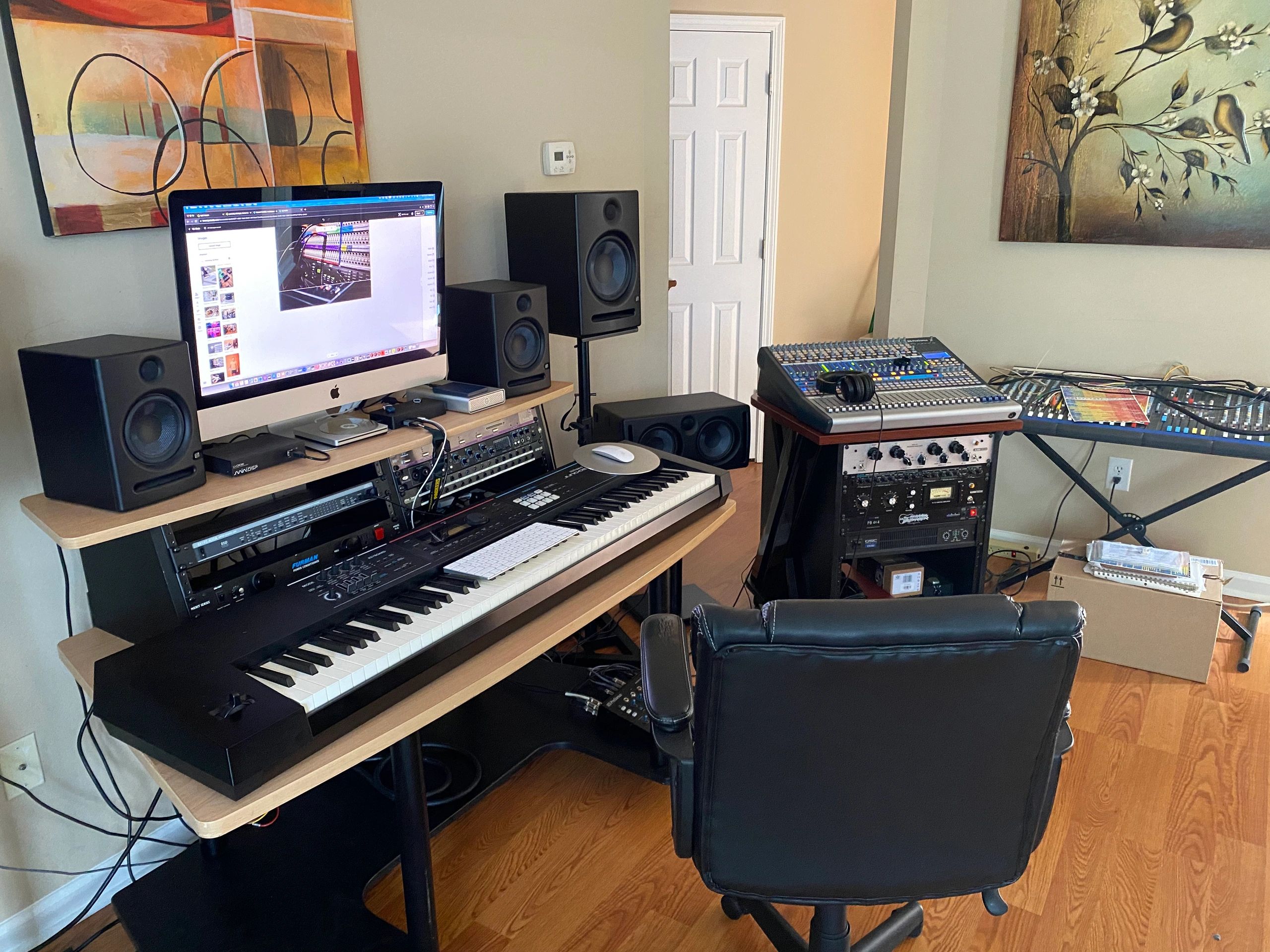 Top Music Producer for Studio Sessions