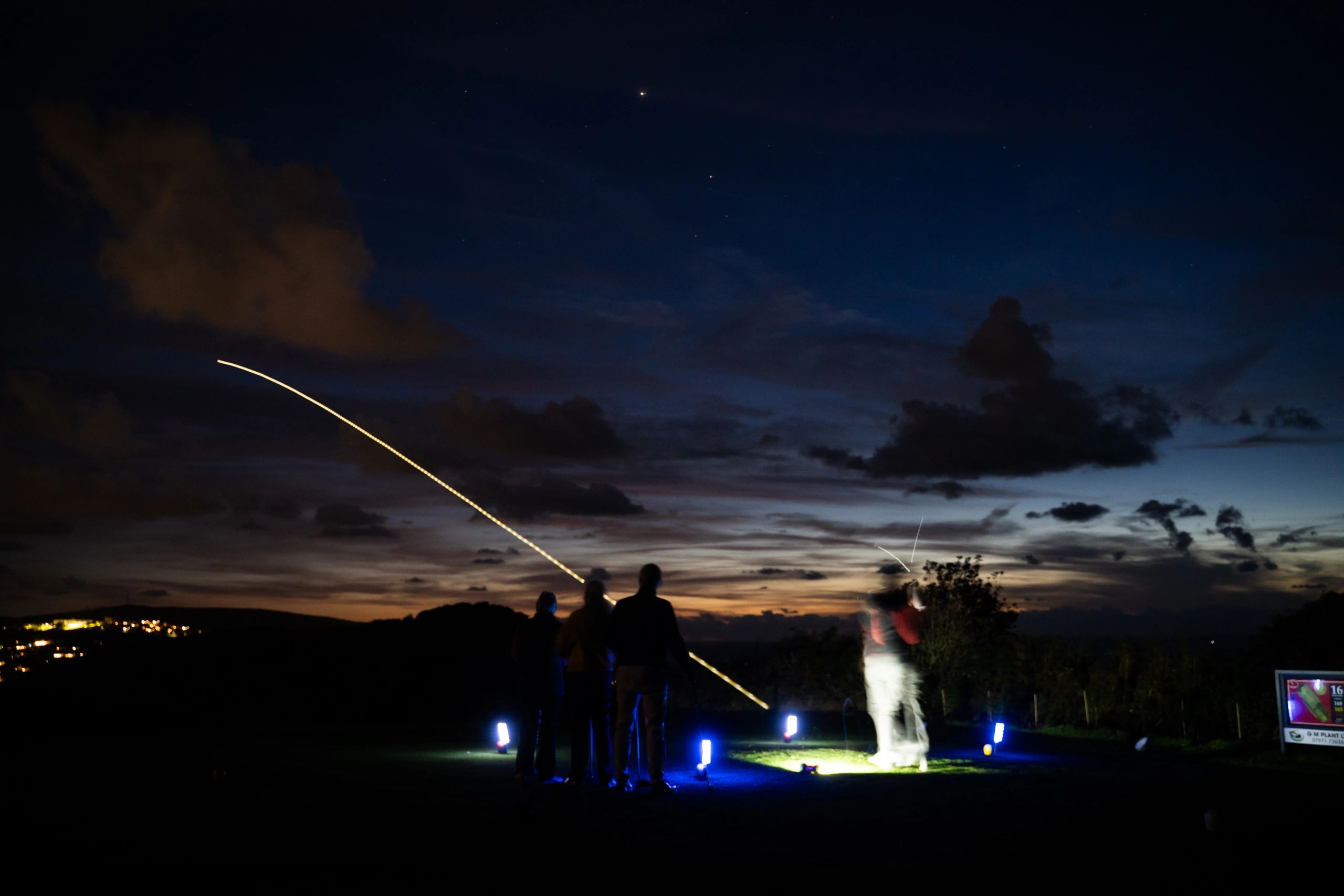 Experience the Excitement of Par 3 Night Golf
