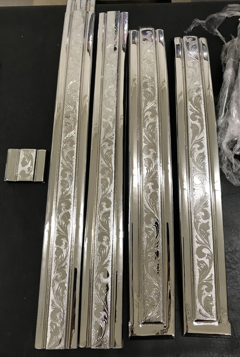 1981-1988 Cutlass Oldsmobile Upper Vinyl Top Trim Engraved