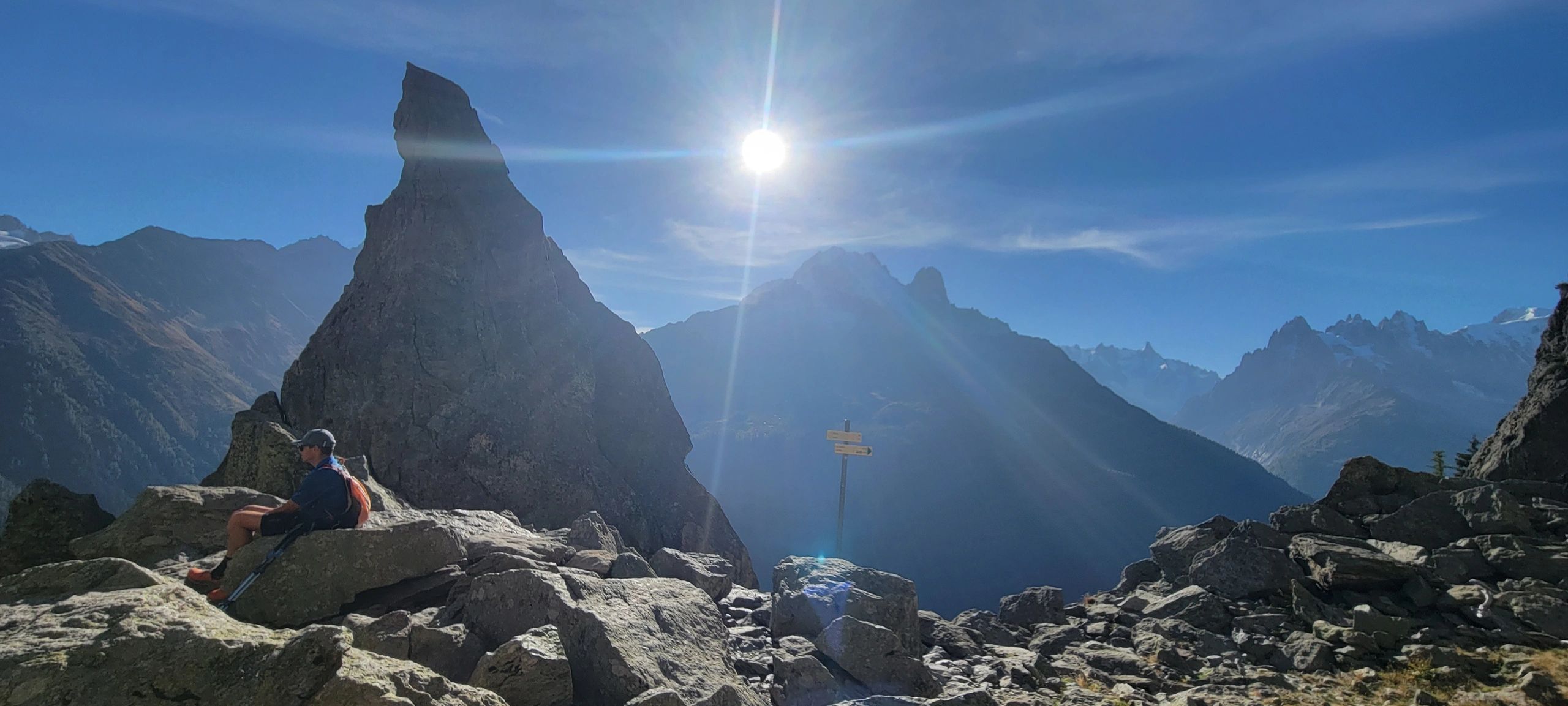 travelhikeempower.com