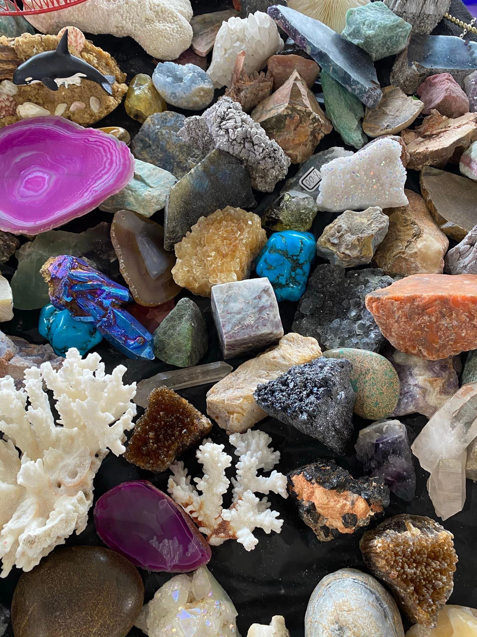 Bill and Pauline's Stones and more - We Sell Stones and Gems, We Sell ...