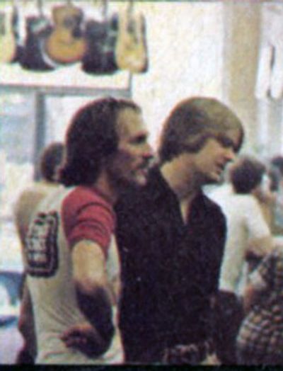 Schecter History | Foxy Guitars