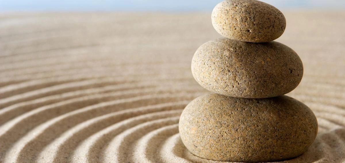 Carolinearthuryoga.com