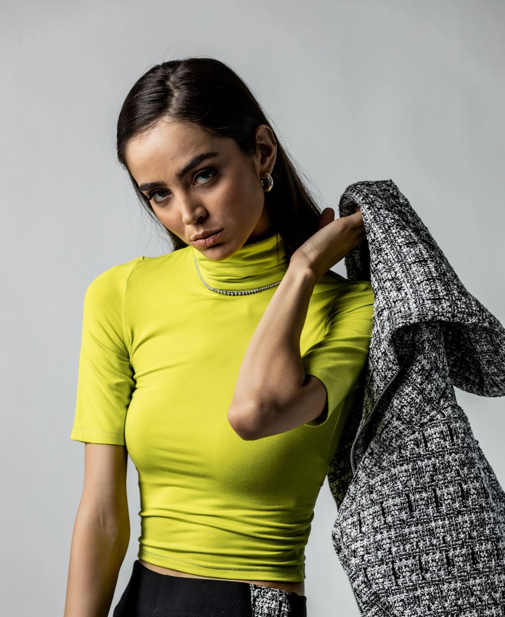 NEON BAMBOO TURTLENECK