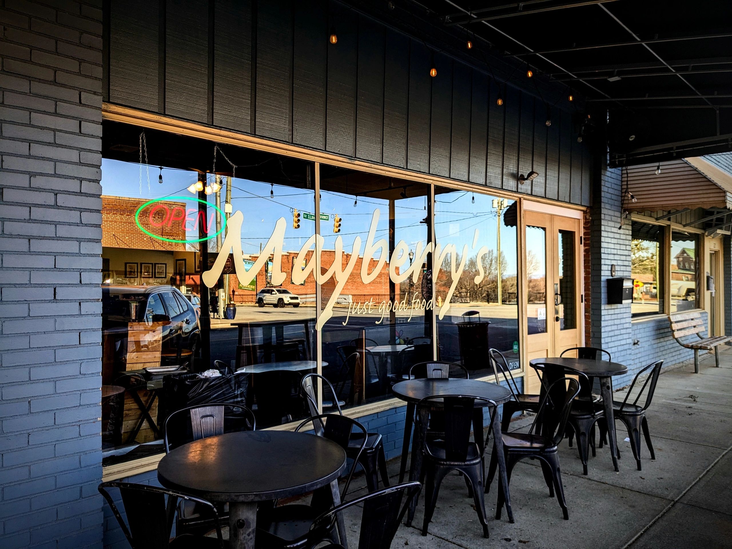 Mayberry's - Homecooked Goodness in Seneca