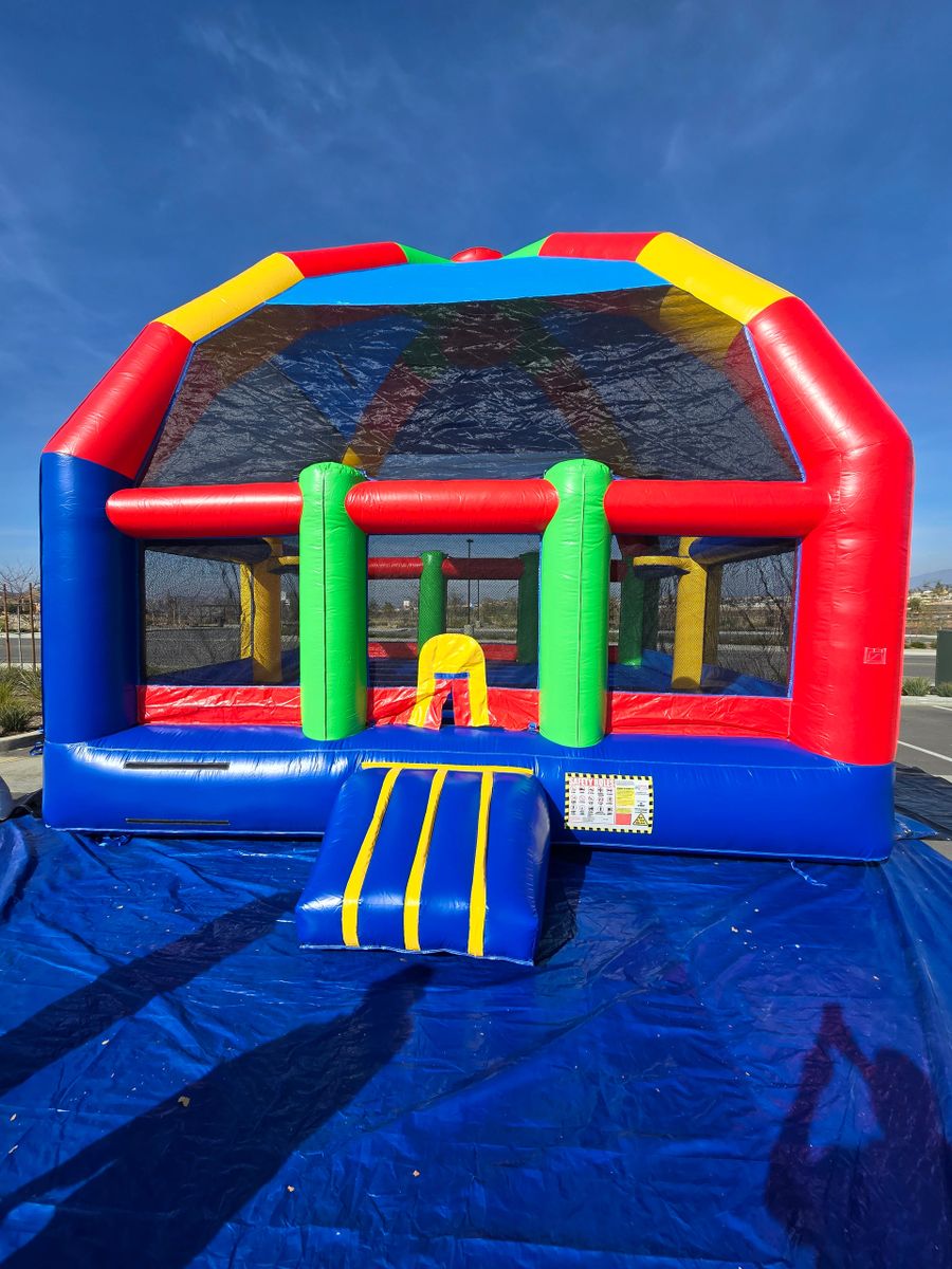 Jumbo Jumper 20ft x20ft