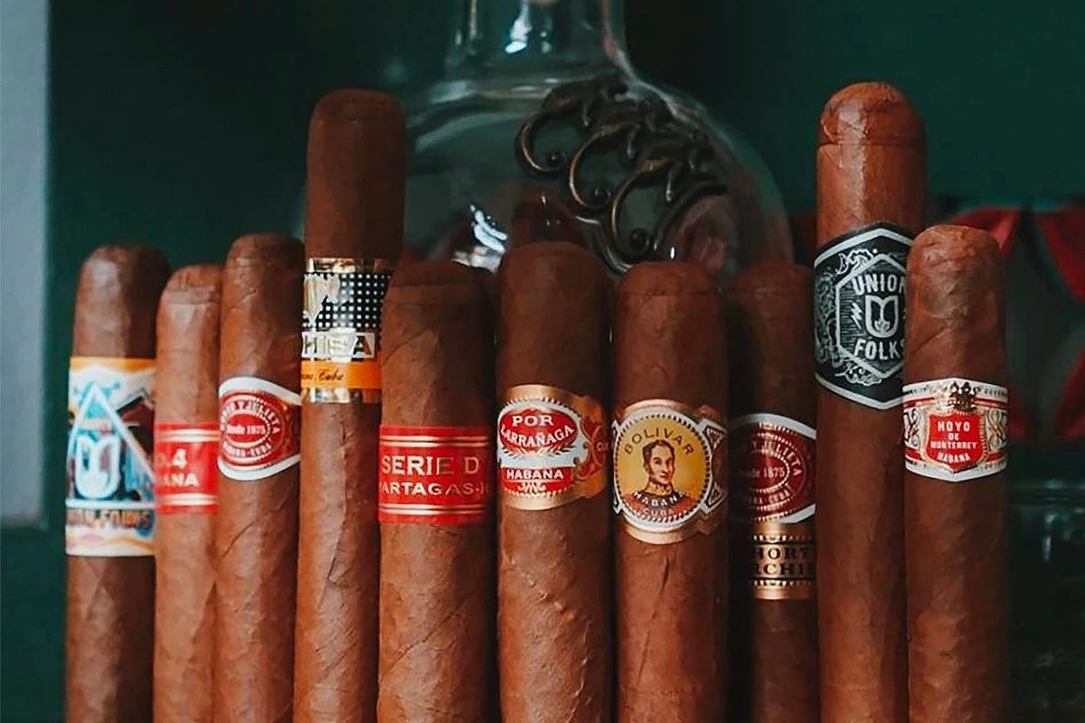 Palomino Cigar Lounge