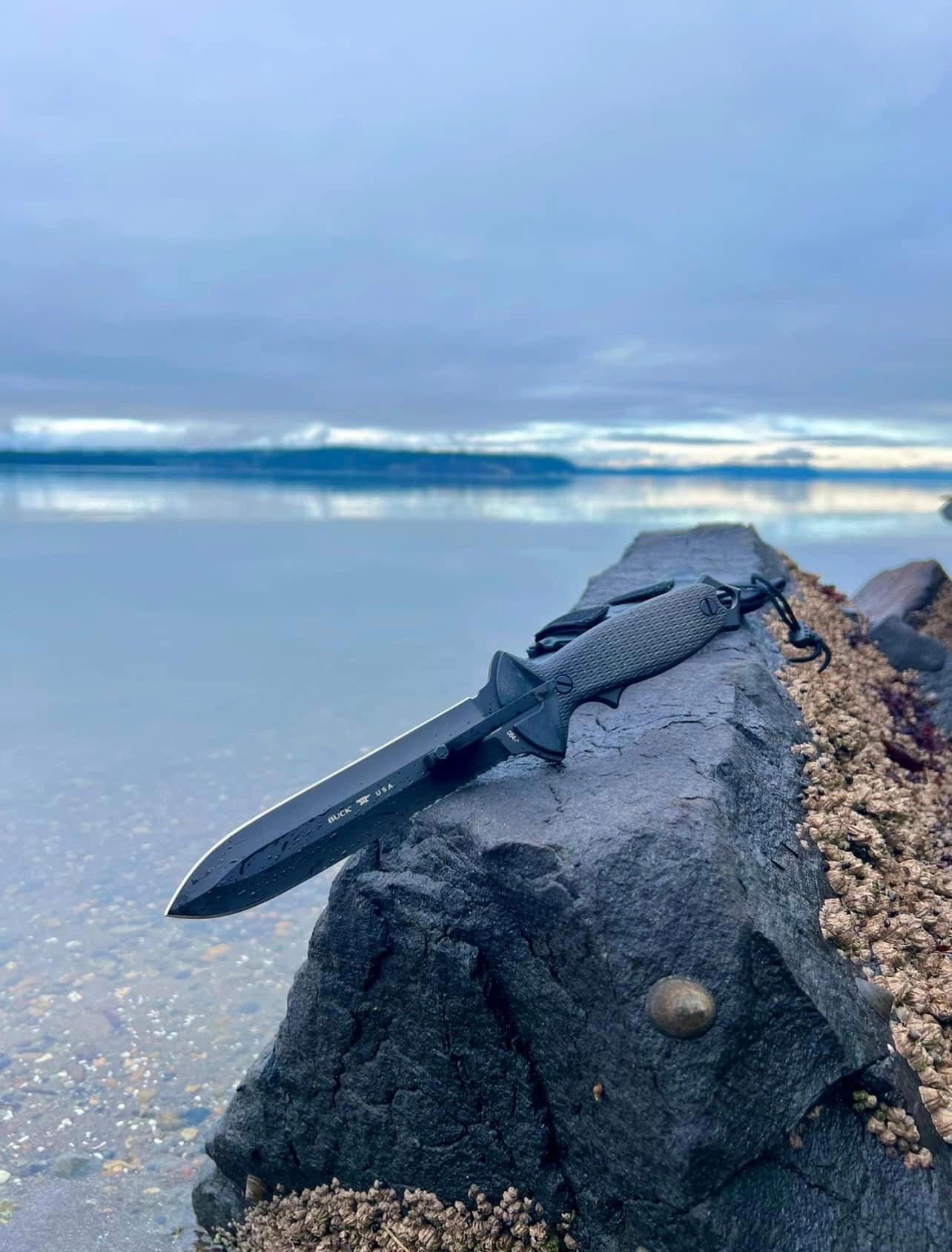 Custom Buck Knives | BuckMaster Book