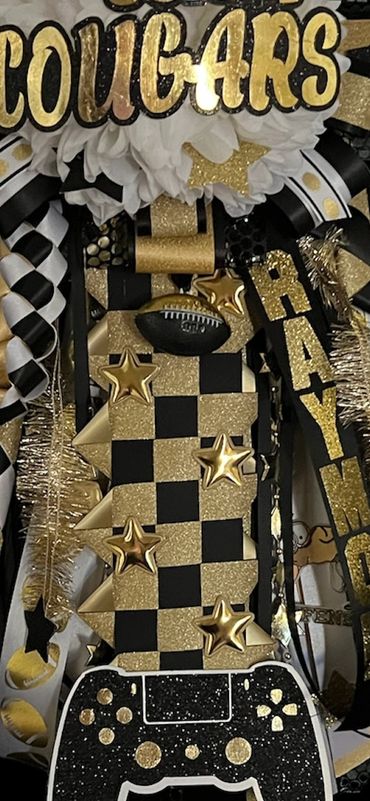 Homecoming Mums, Mums - Homecoming Mums - Weatherford, Texas