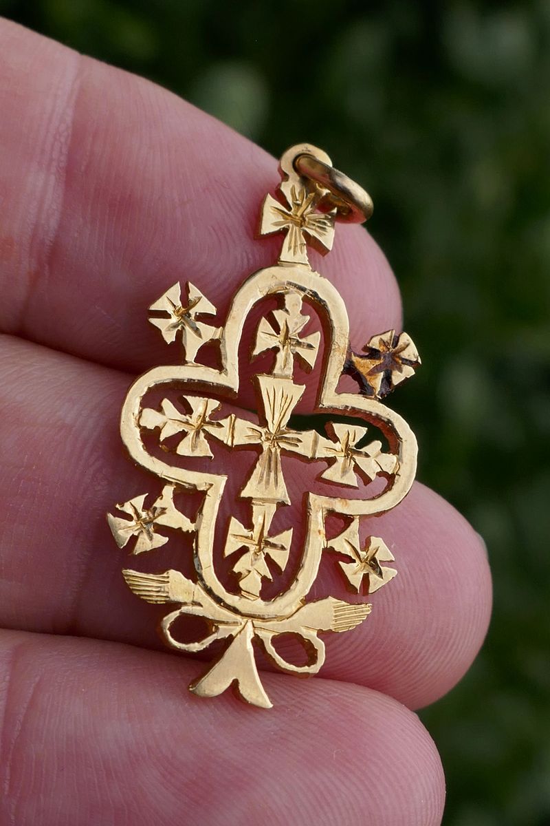 Vintage Solid 18k Yellow Gold Ethiopian Coptic Cross Pendant - 4.0g