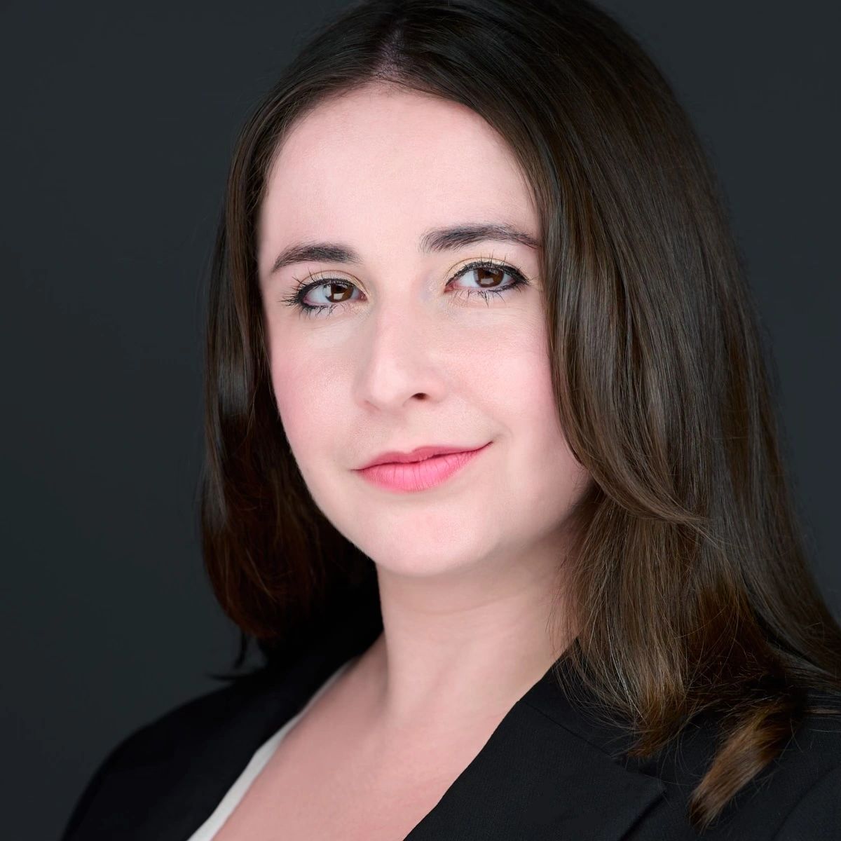 Lauren Feiner | Tech Journalist